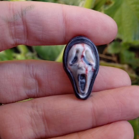 Hand Crafted | Jewelry | Scream Pin | Poshmark